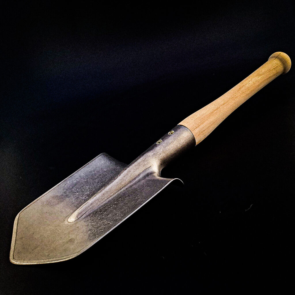 Titanium Trenching Tool - Delta2Alpha