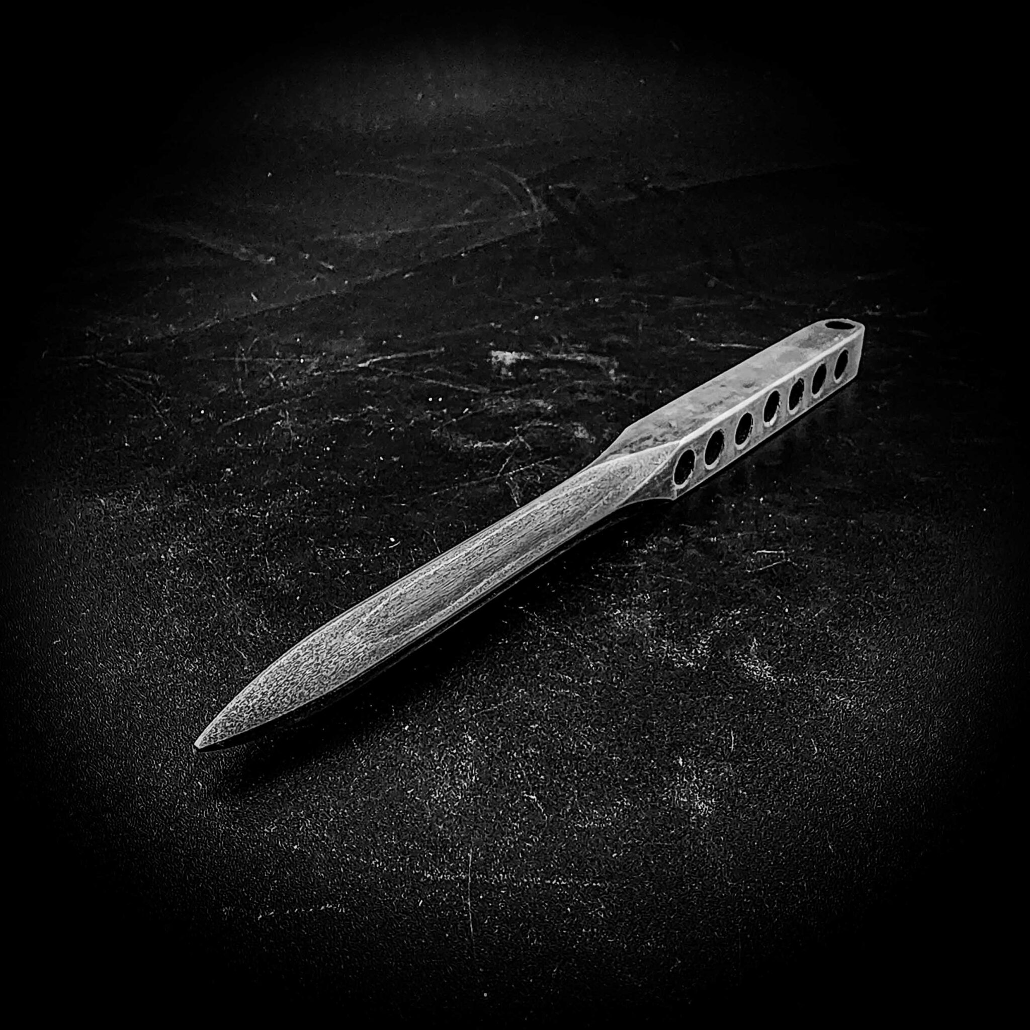 OSS Cubic Sleeve Dagger Vintage Style - Delta2Alpha